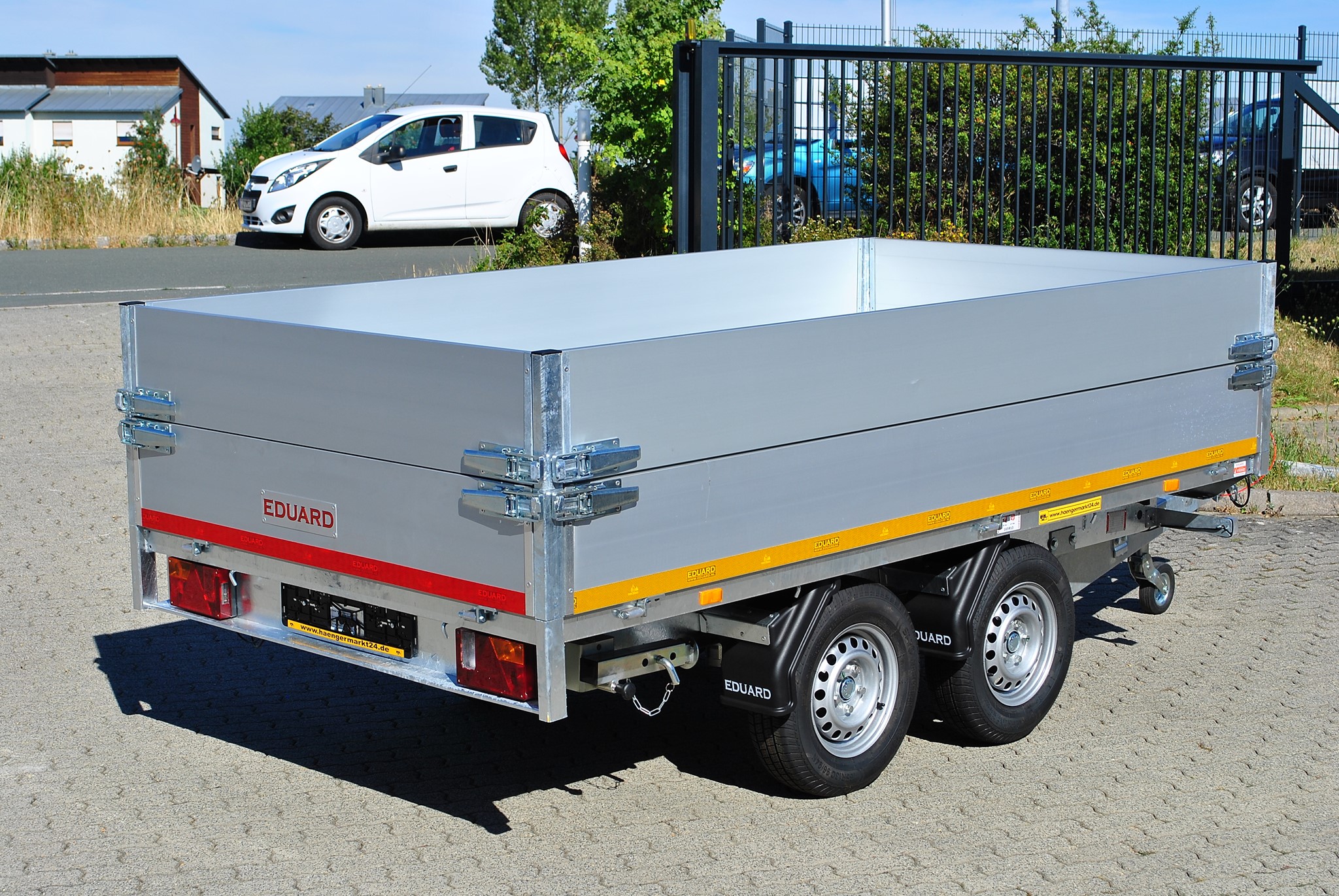 TRELEX Anhänger. Eduard HL 3318 Einachser