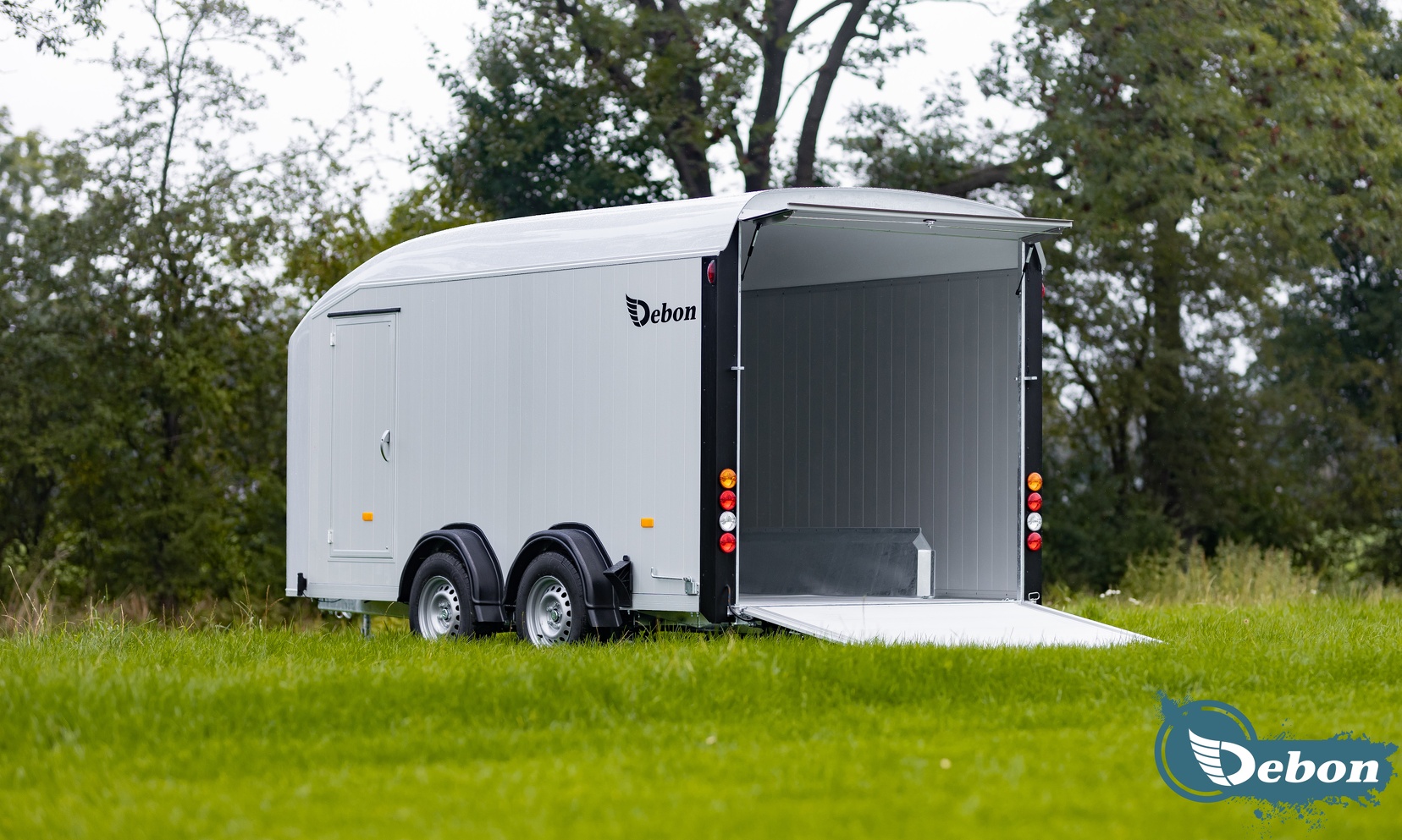 TRELEX Anhänger. Cheval Liberte Debon Roadster 800